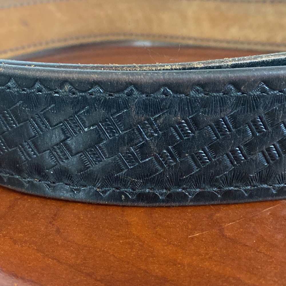 Vintage Thick Wide Hand Tooled Black Leather Velcro W… - Gem